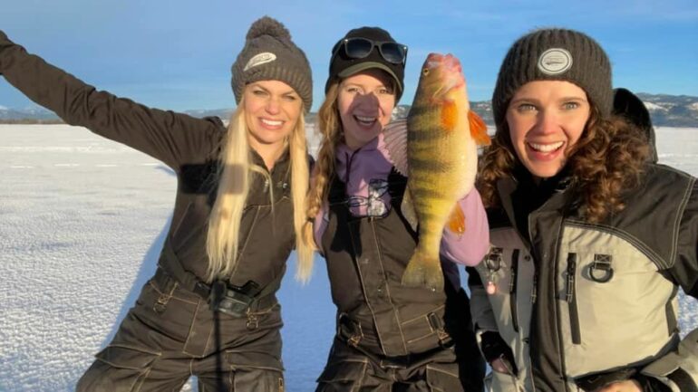 Ice Fishing Lake Cascade Jumbo Perch: How To Plan Your Trip! - Virtual ...