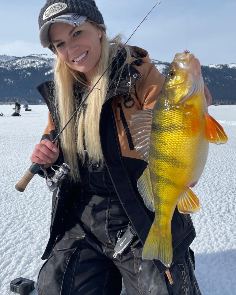 Ice Fishing Lake Cascade Jumbo Perch: How To Plan Your Trip! - Virtual ...